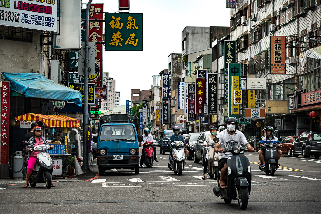 [Tainan, Taiwan] Motorbikes In The Crossroads In Tainan | Photo with ...
